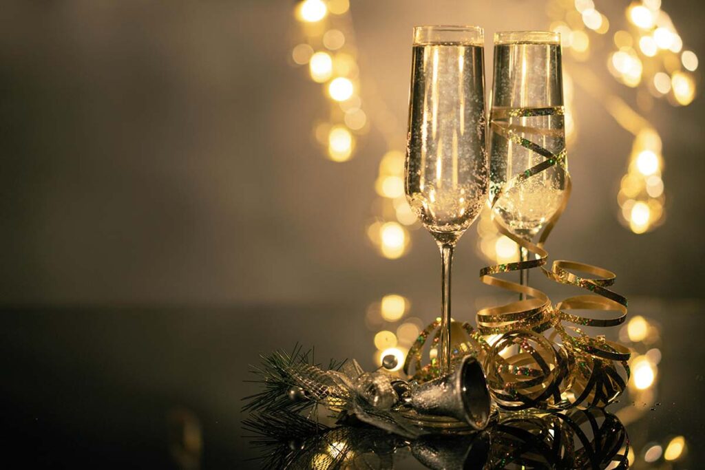 31 De Diciembre, Nochevieja, Y Año Nuevo, Como Cristianos | Fundación CARF